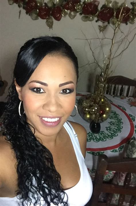 Pin De Leydi González En Peinados Y Maquillaje Peinado Y Maquillaje