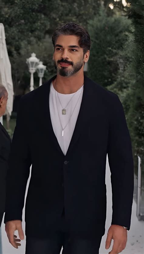 Şükrü özyıldız Kardeşlerim Doruk Kurulus Orhan Özyildiz
