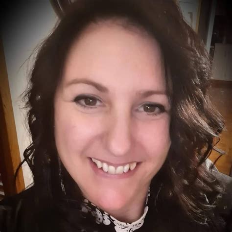 Melanie Chartier Youtube