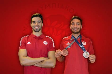 Ολυμπιακός Κορυφαίοι Χρήστου και Σοφικίτης Thrylos24gr