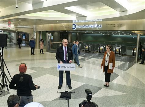 Transit Briefs Lirr Uta Mbta Railway Age