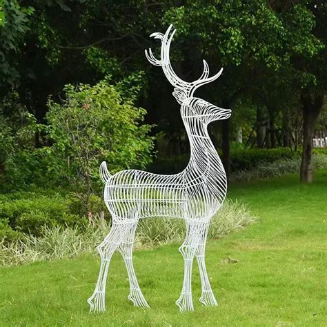 Metal Reindeer Statues For Garden