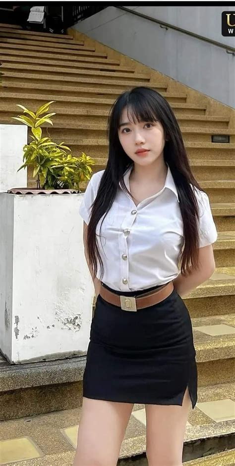 ปักพินโดย Pirachai Van ใน Nice ในปี 2024 นางแบบ ผู้หญิง แฟชั่นผู้หญิง
