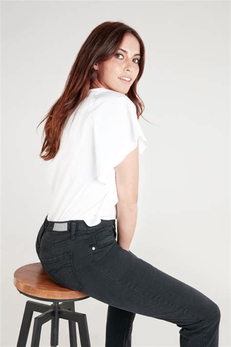 Lucia Ferrante Metro Models