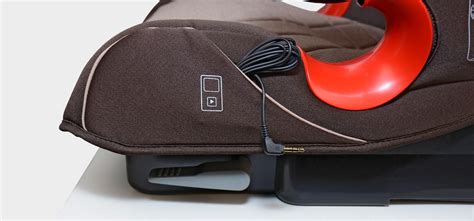 Детское кресло recaro с колонками