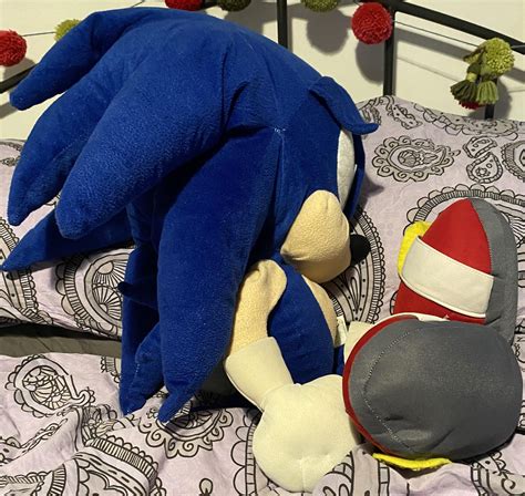 Toy Network Sonic Plush 34ft Rsonicthehedgehog
