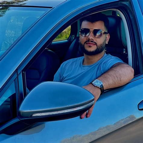 Naseri Anwaar Naserianwar1 • Threads Say More