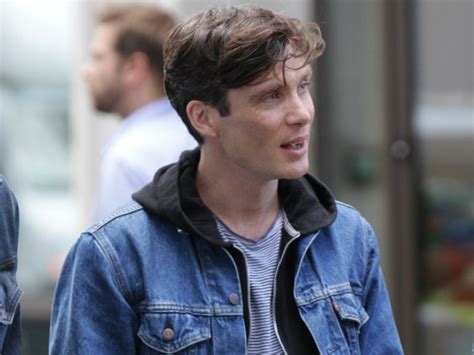 Style Guide How To Dress Like Cillian Murphy Man Of Many