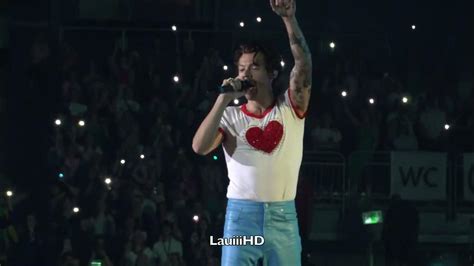 Harry Styles Lights Up Live In Stockholm Sweden 2962022 4k Youtube