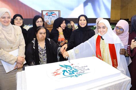صحيفة الخليج الإماراتية الشيخة هند الأفراح تعم الوطن في عيد الاتحاد