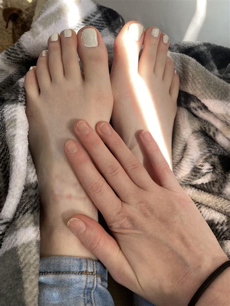Mani Pedi Stat 🚨🚑 R Footfetishexperiences