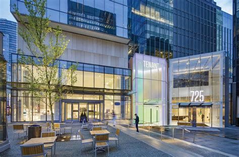 Lululemon To Open 300 000 Sq Ft Office Above Former Nordstrom In