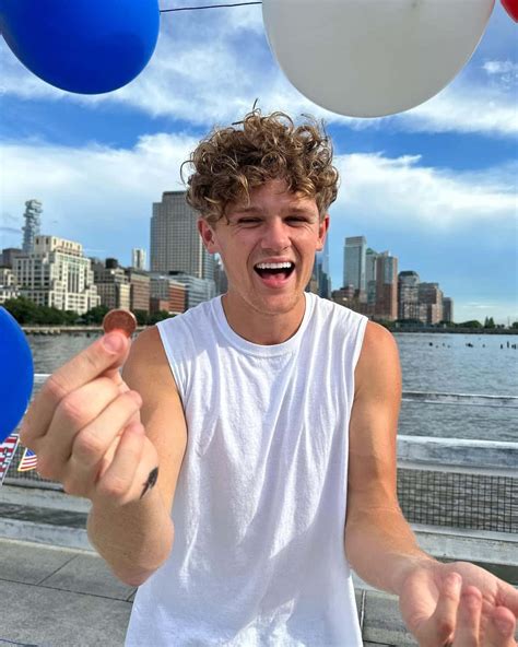 Ryan Trahan Age Height Net Worth Girlfriend Bio Facts Wiki