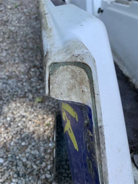Splitting Upper And Lower Hull Advice Needed Its Glued More Solid