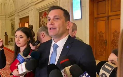 A Fost Tras De Urechi Senatorul Usr Sebastian Cernic L A Reclamat Pe