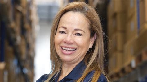 Create A Ups® Premier Gold Shipment Ups Healthcare™ United States