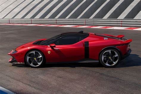 Dimensions Ferrari 849 Testarossa 2026 Twin Turbo V8 1050 Ps Awd