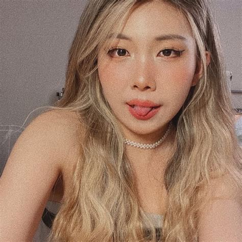 Valerie Liu Valerieliu617 • Threads Say More Valerie Liu Valerieliu617 • Threads Say More