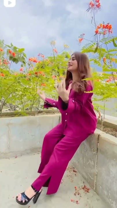 Bisma Babar Fashion Pakistandrama Pakistaniactress Famousshorts Youtube