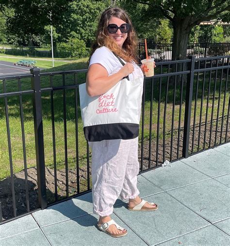 Virginia Sole Smiths Feet