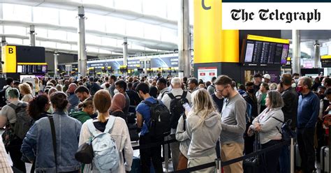 Heathrow Rules Out Flight Cap This Christmas