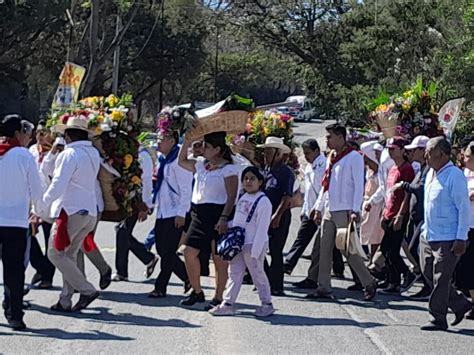 Vírgenes De Copoya Bajan A Tuxtla Gutiérrez Marcando Una Tradición