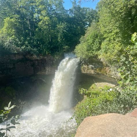 Pretty Waterfall D Pretty Waterfall