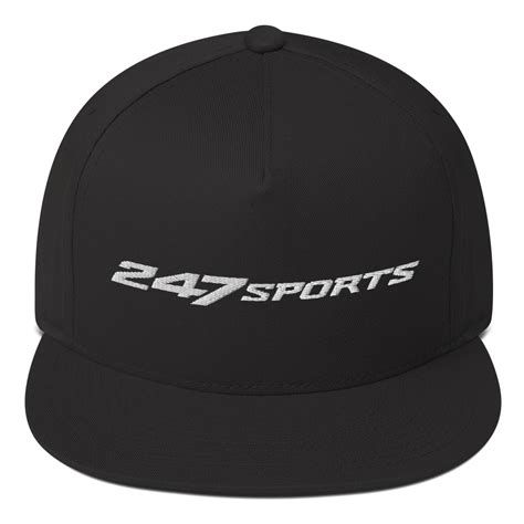 247 Sports Logo Chapeau à Bord Plat Brodé Blanc Paramount Shop