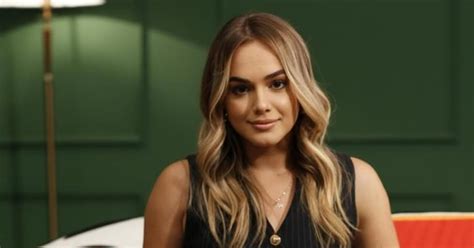 Neada Muçaj Reagon Për Herë Të Parë Pas Largimit Nga “wake Up” Showbiz