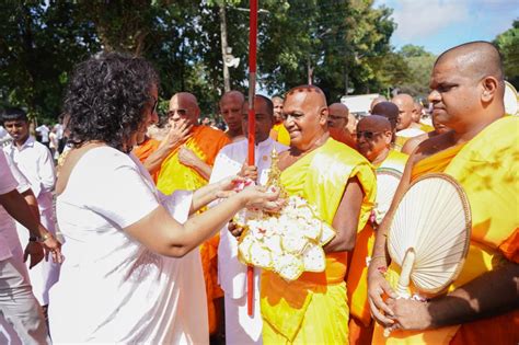 ශ්‍රී ජයවර්ධනපුර කෝට්ටේ රාජමහා විහාරයේ සදාතුක ධාතු මන්දිරය බුදු සසුන