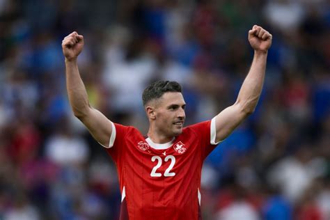 Fabian Schar Shares Public Plead For Quality Newcastle Man To Reject