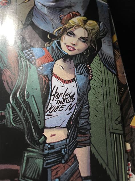 How Come Artists Have Harleys Belly Button Show In Kill Arkham Asylum
