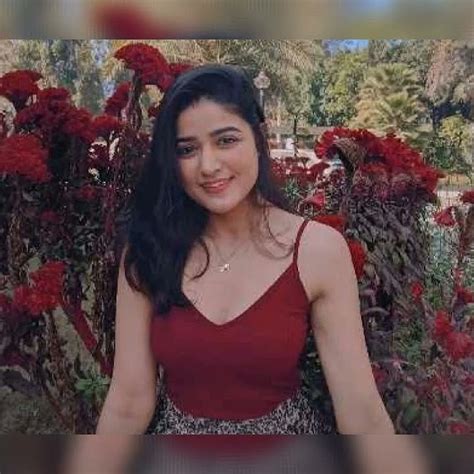 Sonia Garg Pics Part 3 Shorts Youtube