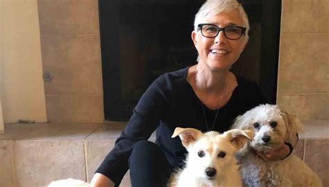 Former Black Flagdos Bassist Kira Roessler And Her Trio Of Pups Music
