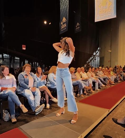 Emmi Emmialbert • Instagram Photos And Videos