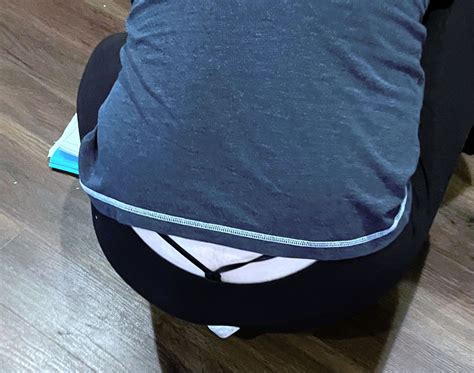 Wifes Tail While Cleaning Scrolller