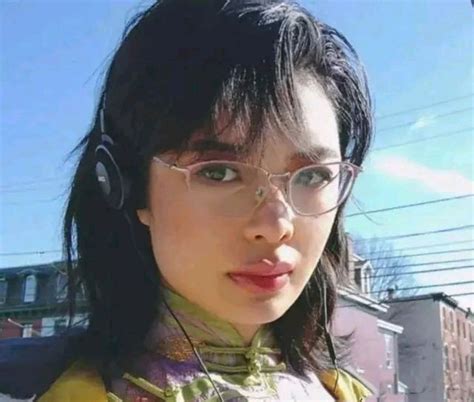 捍卫祖国尊严声讨许可馨！但绝不是网络暴力和道德绑架 搜狐大视野 搜狐新闻