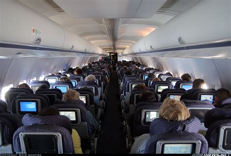 Delta Boeing 757 Inside