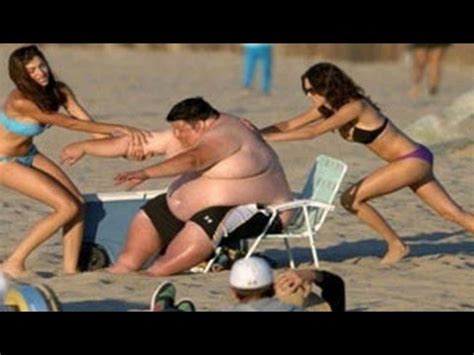 10 Biggest Beach Bikini Fails Epic Beach Bikini Fails Biggest Fails