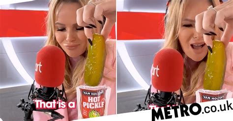 Amanda Holden Makes Cheeky Innuendo While Eating A Giant Pickle Metro