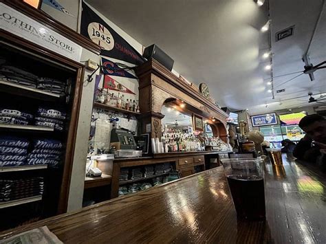 Who Was Beth Murphy Tributes Pour In As Murphys Bleachers Owner Dies