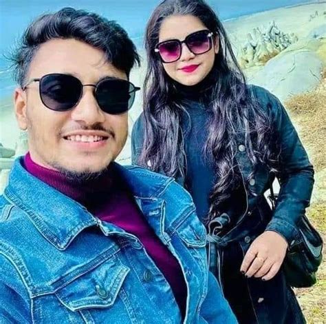 Sweet Couple On Reels Sweet Couple · Original Audio