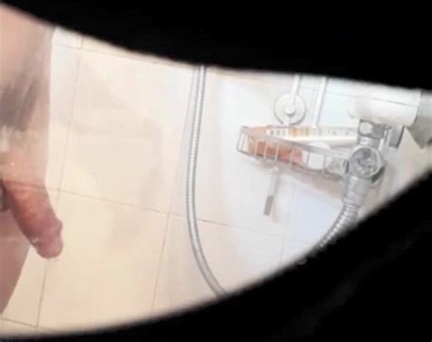 Hidden Cam Shower Spy