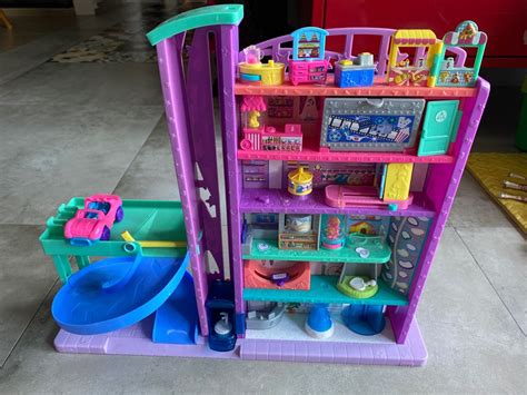 Polly Pocket Shopping Mall Hobbies And Toys Toys And Games On Carousell