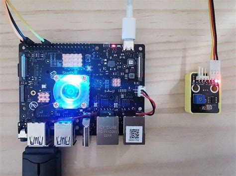 演示案例1 昉·星光 2（visionfive 2）上可以使用光敏传感器？可以！ 知乎