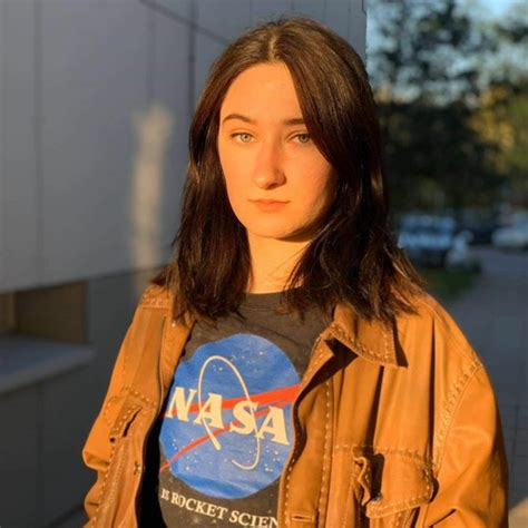 Stream Berta Šakalytė Music Listen To Songs Albums Playlists For