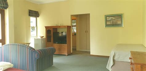 Robins Roost Get The Best Accommodation Deal Book Self Catering Or