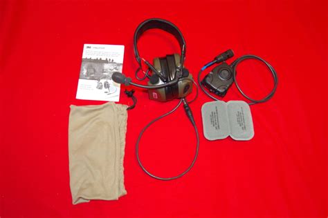Yahoo オークション 実物 未使用 Ptt付 Od 【peltor Comtac Ⅲ Ach