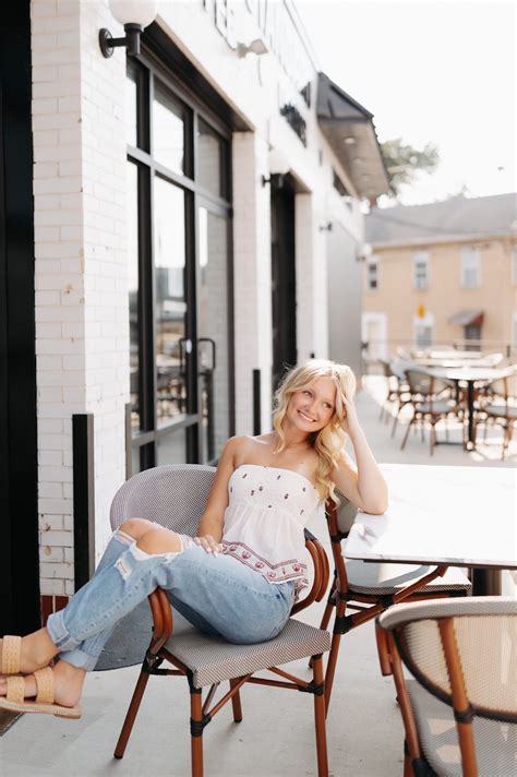 Maecy Richards Maecy Richards Added A New Photo