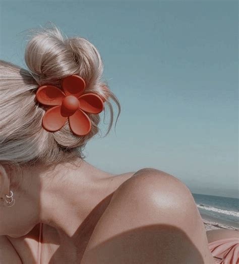 Pin On Women Profile Picture Best Profile Pictures Picture